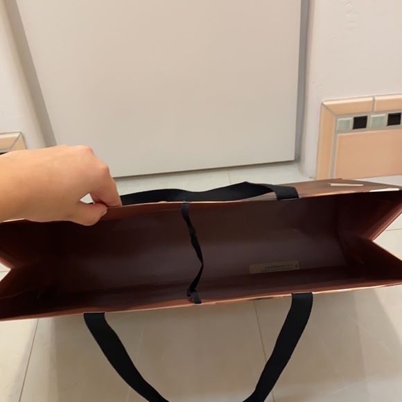 SKIMS | Other | Skims Shopping Bag | Poshmark